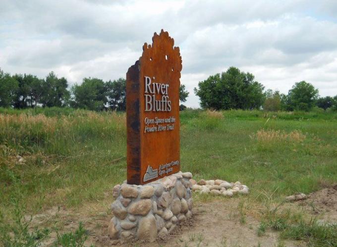 Freestanding Country Boulevard Decorative Sign Weathering Steel Signage