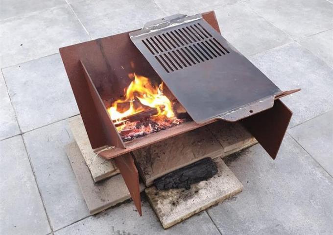 Custom Wood Burning Rusty Metal Corten Steel Geometric Fire Pit With Grill
