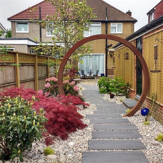 Decorative Large Rust Metal Moon Gate Corten Steel Garden Art Sculpture